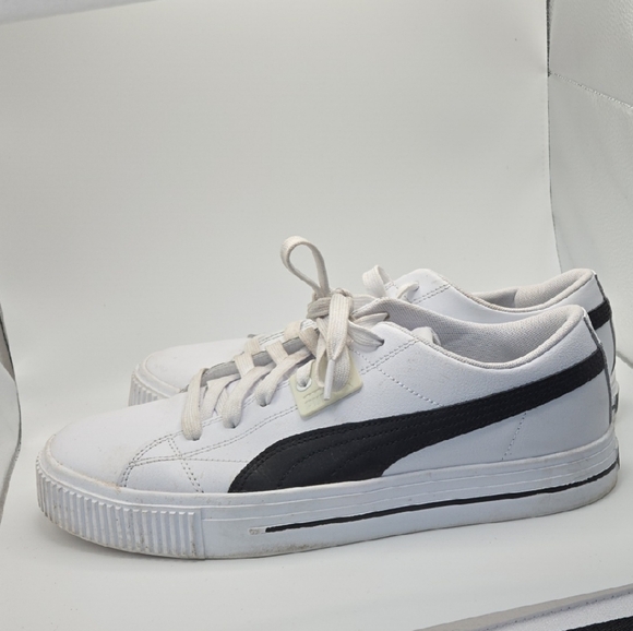 Puma | Shoes | Mens Puma Classic White Sneakers With Black Stripe ...
